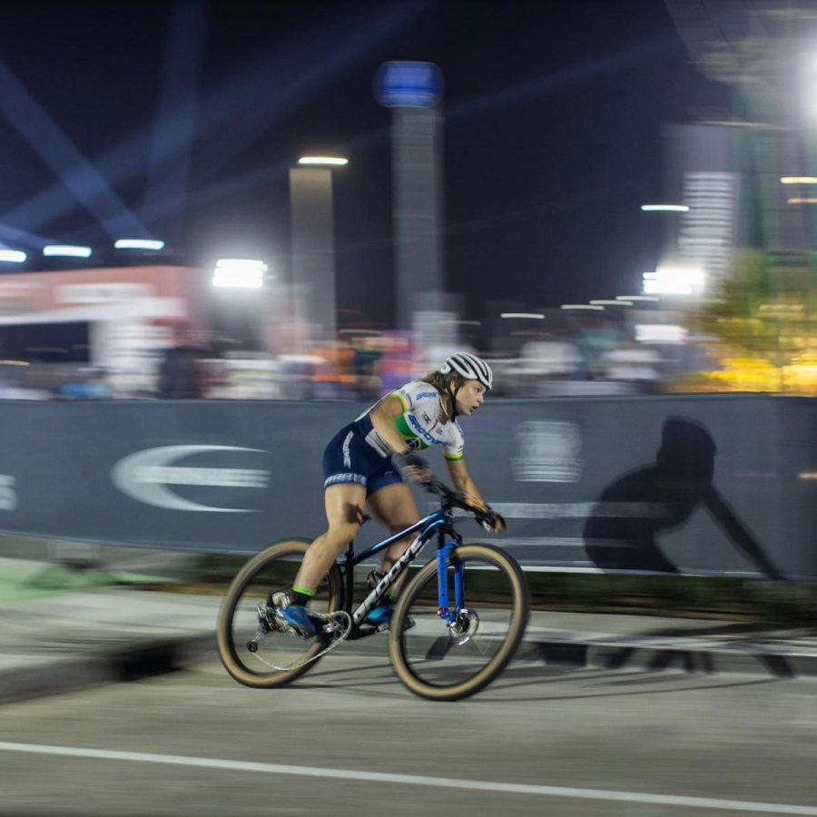 Marcela Lima y Titouan Perrin-Ganier dominan el Eliminator en Abu Dabi ...